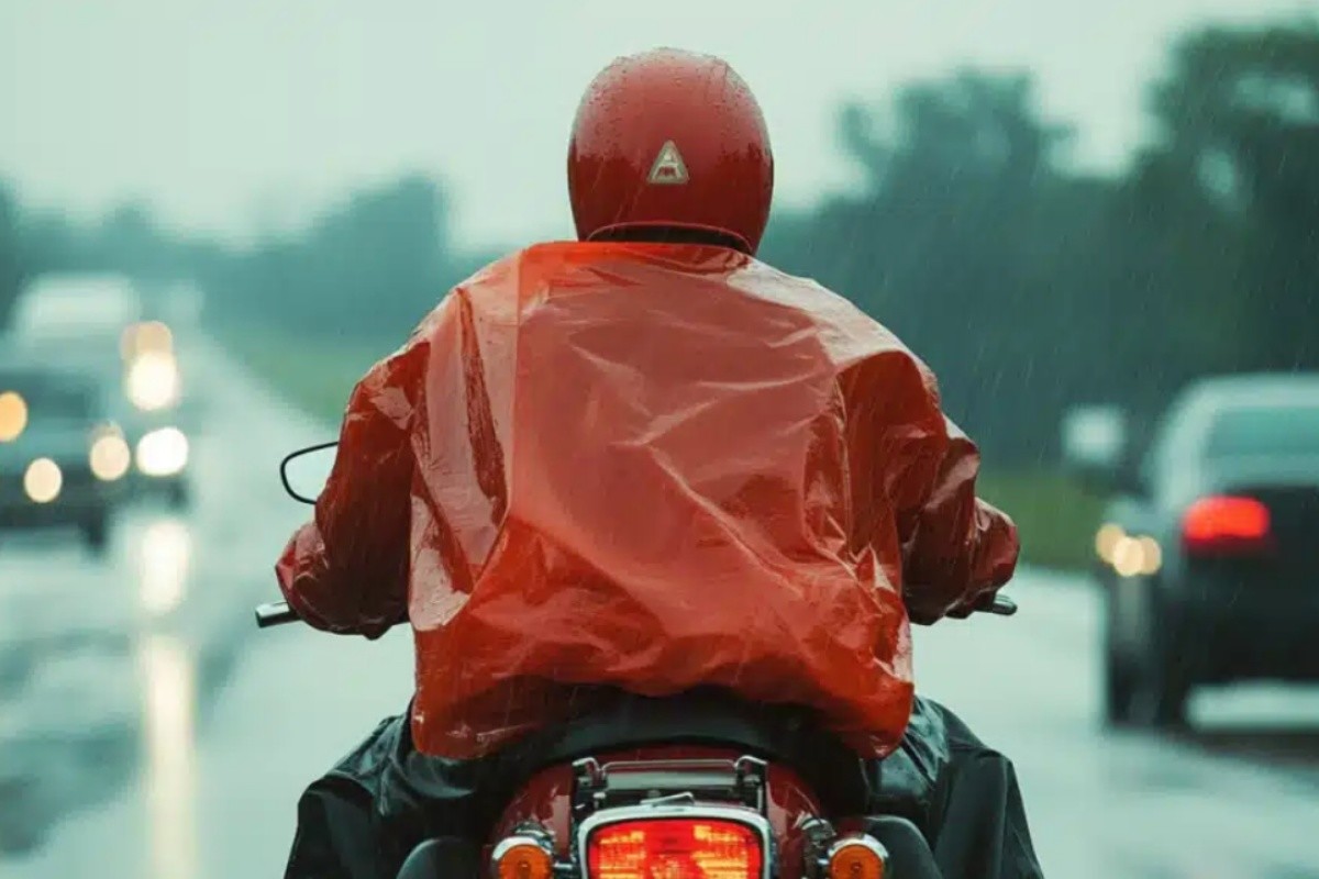 Consejos para elegir el mejor impermeable para andar en moto ...