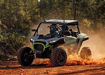 Polaris presentó el nuevo Slingshot R en México vestido bajo una edición exclusiva y limitada ...